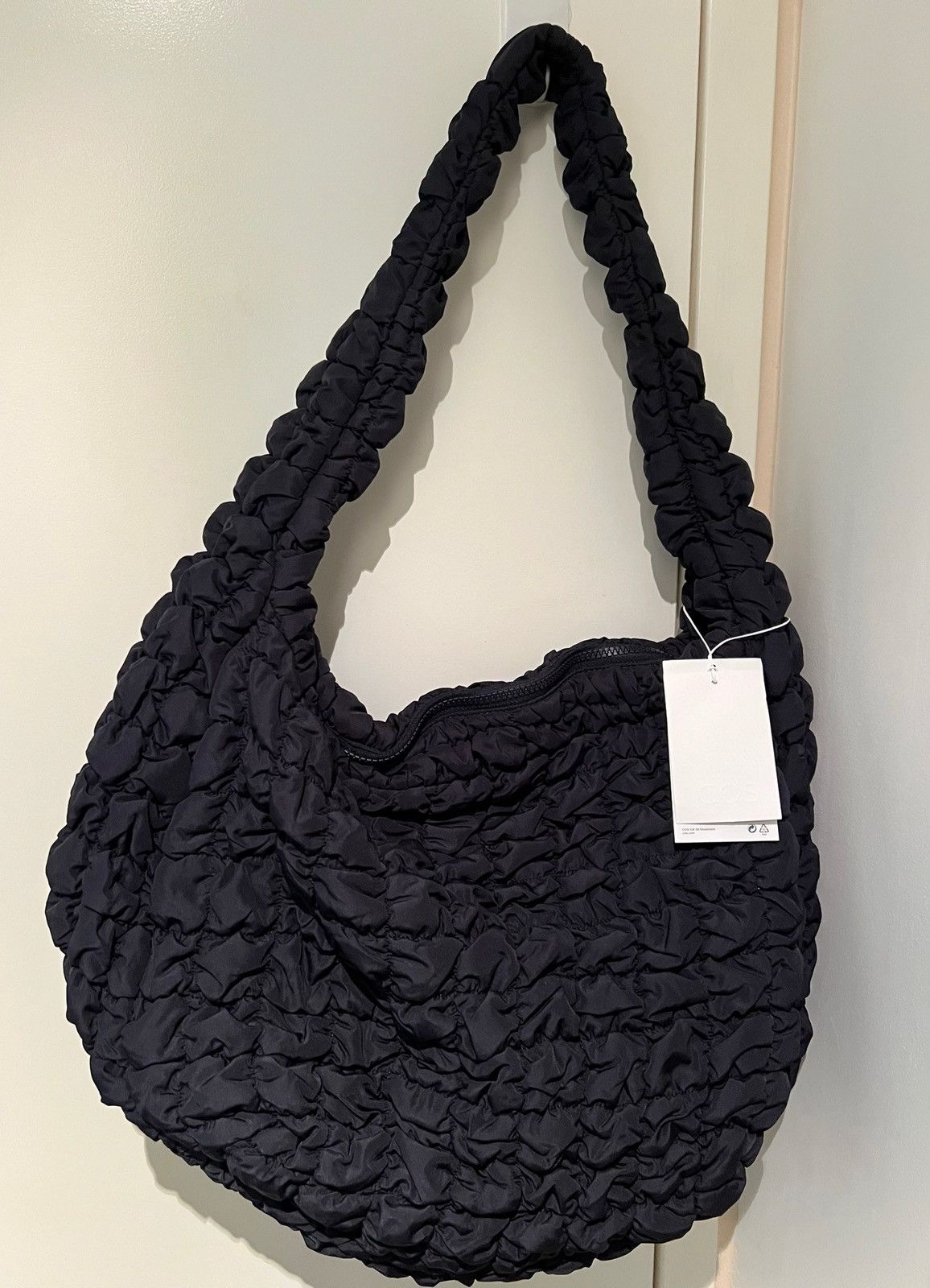 Cos COS Quilted Oversized Shoulder Bag 🖤 | Grailed