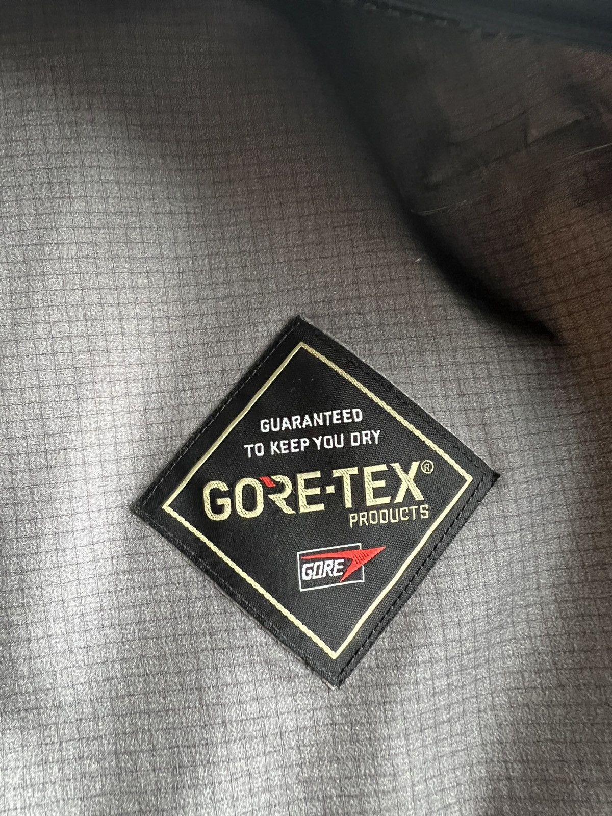 Acronym J28-GT (FW-1718) | Grailed