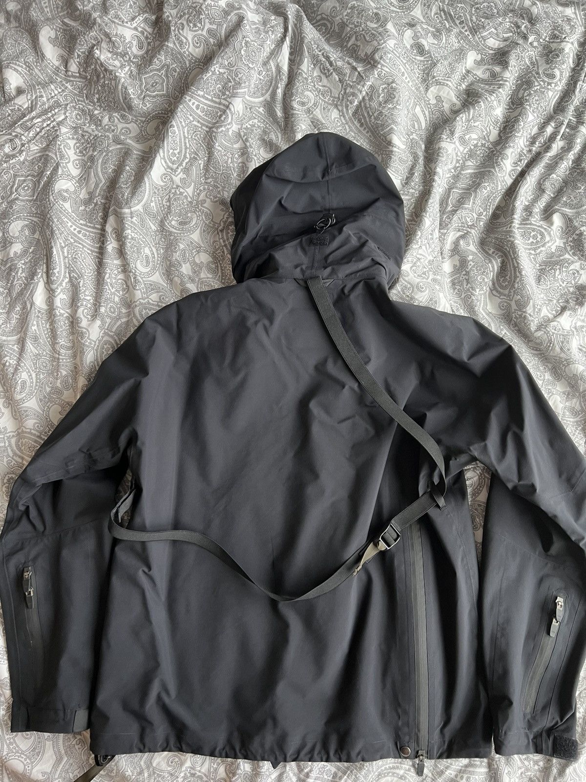 Acronym J28-GT (FW-1718) | Grailed