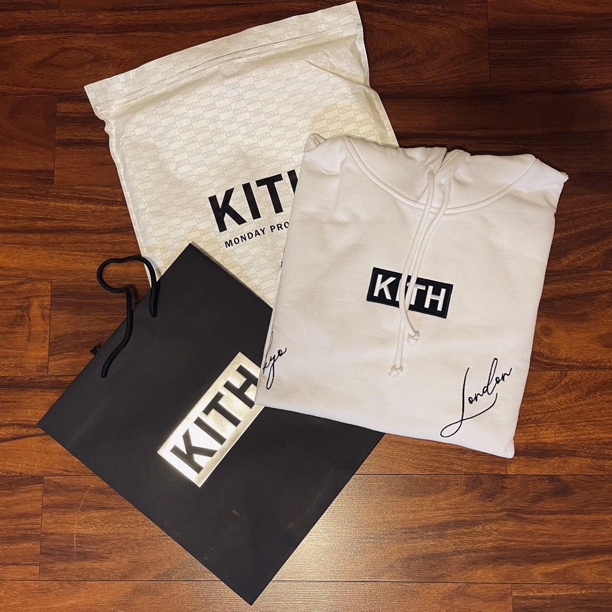 Kith Kith City Script Hoodie white | Grailed