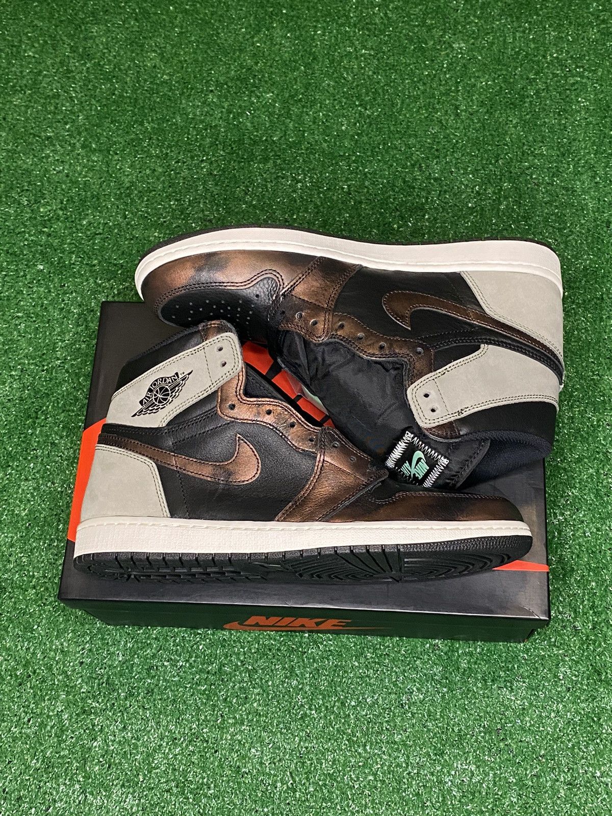 Nike Jordan 1 Retro High ‘Light Army Rust Shadow Patina’ | Grailed