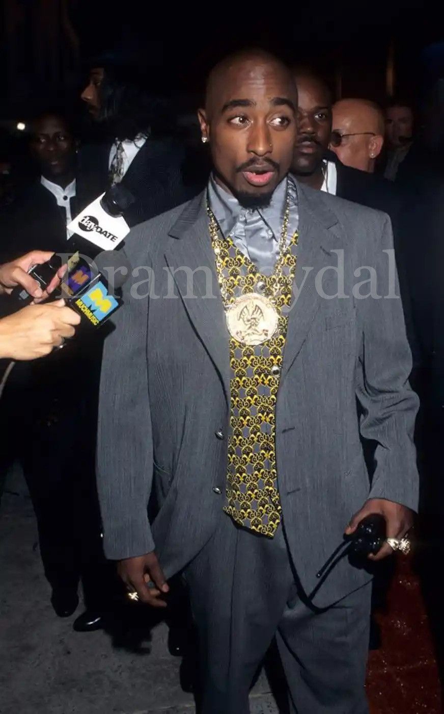 Versace × Vintage Versace Classic V2 Vest **Style Worn by 2Pac** | Grailed