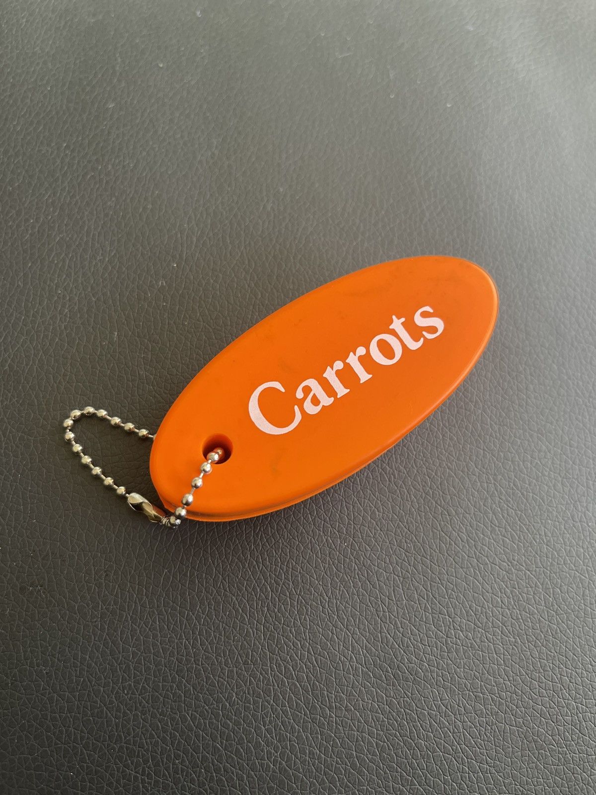 Vintage Carrots Key Floating Keychain Orange | Grailed