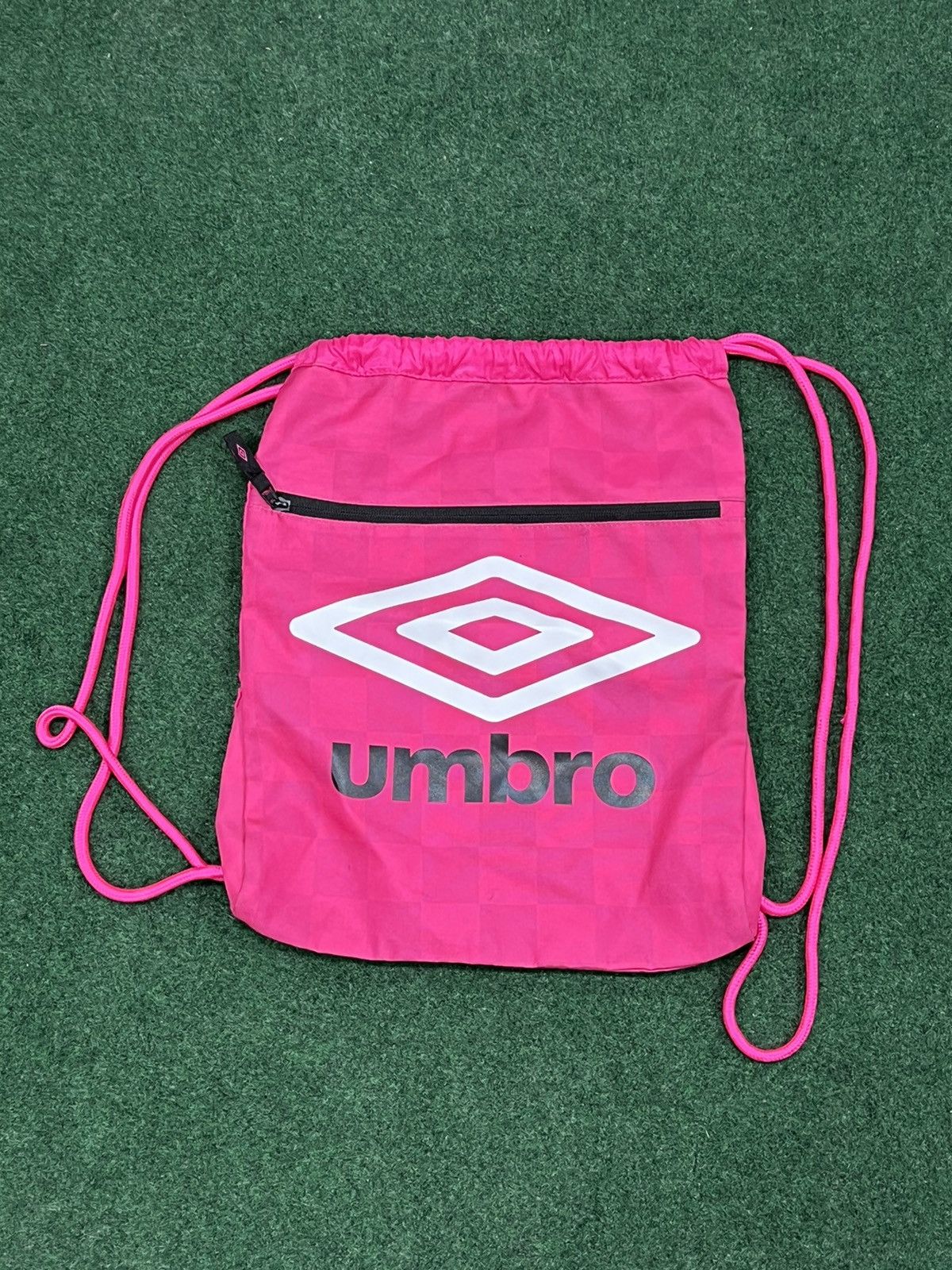 Streetwear × Umbro Umbro Soccer Drawsting Backpack | Grailed