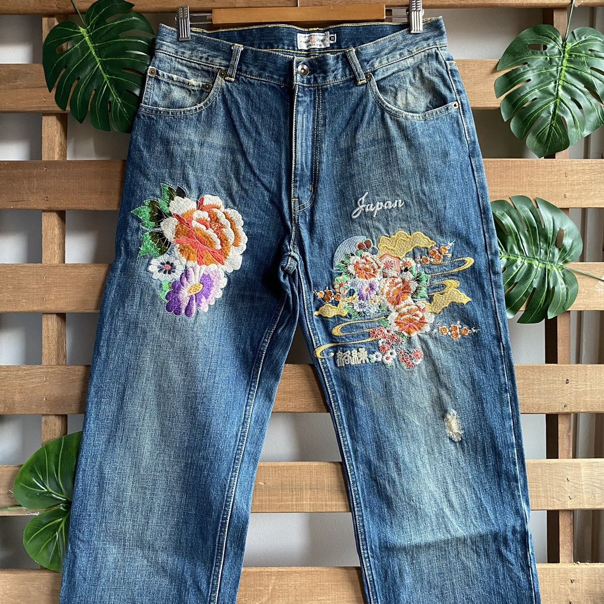 Japanese Brand Karakuri Tamashi Embroidered Flowers Japan | Grailed