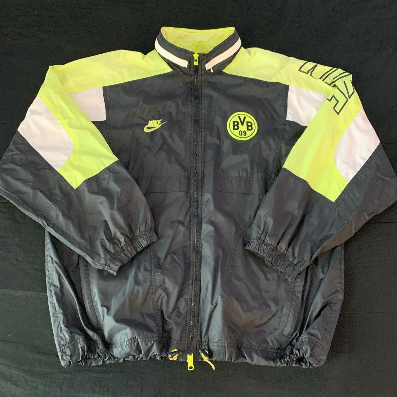 Nike Vintage Borussia Dortmund Nike Windbreaker | Grailed