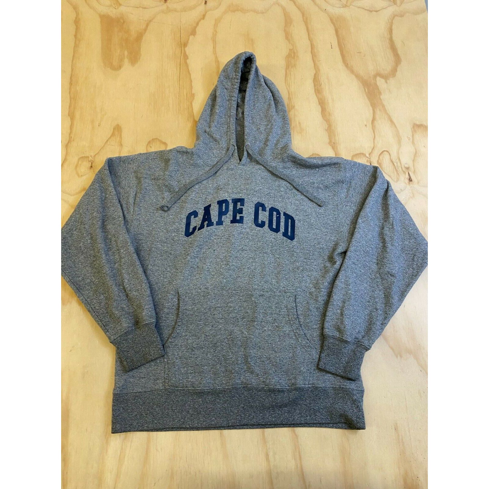 Vintage CUFFY'S OF CAPE COD MEN SIZE LARGE GRAY SPELLOUT LOGO HOODIE ...