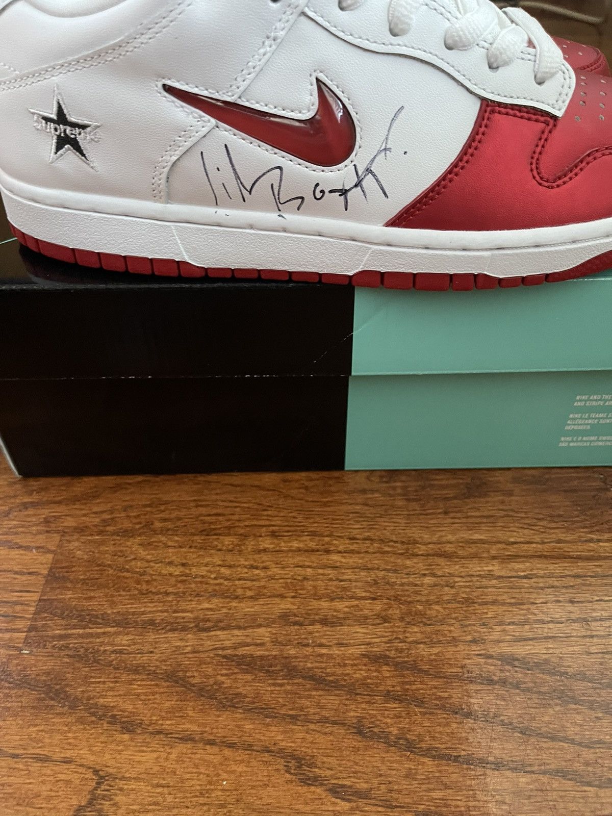 Supreme Supreme SB Dunk Low Low Jewel Swoosh Red | Grailed