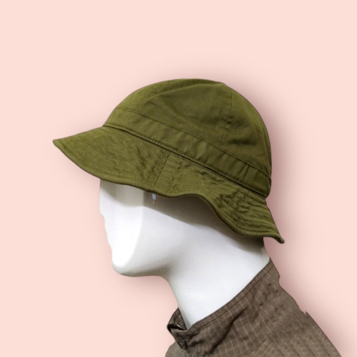 Uniqlo UNIQLO GREEN ARMY JUNGLE BUCKET / BELL HAT | Grailed