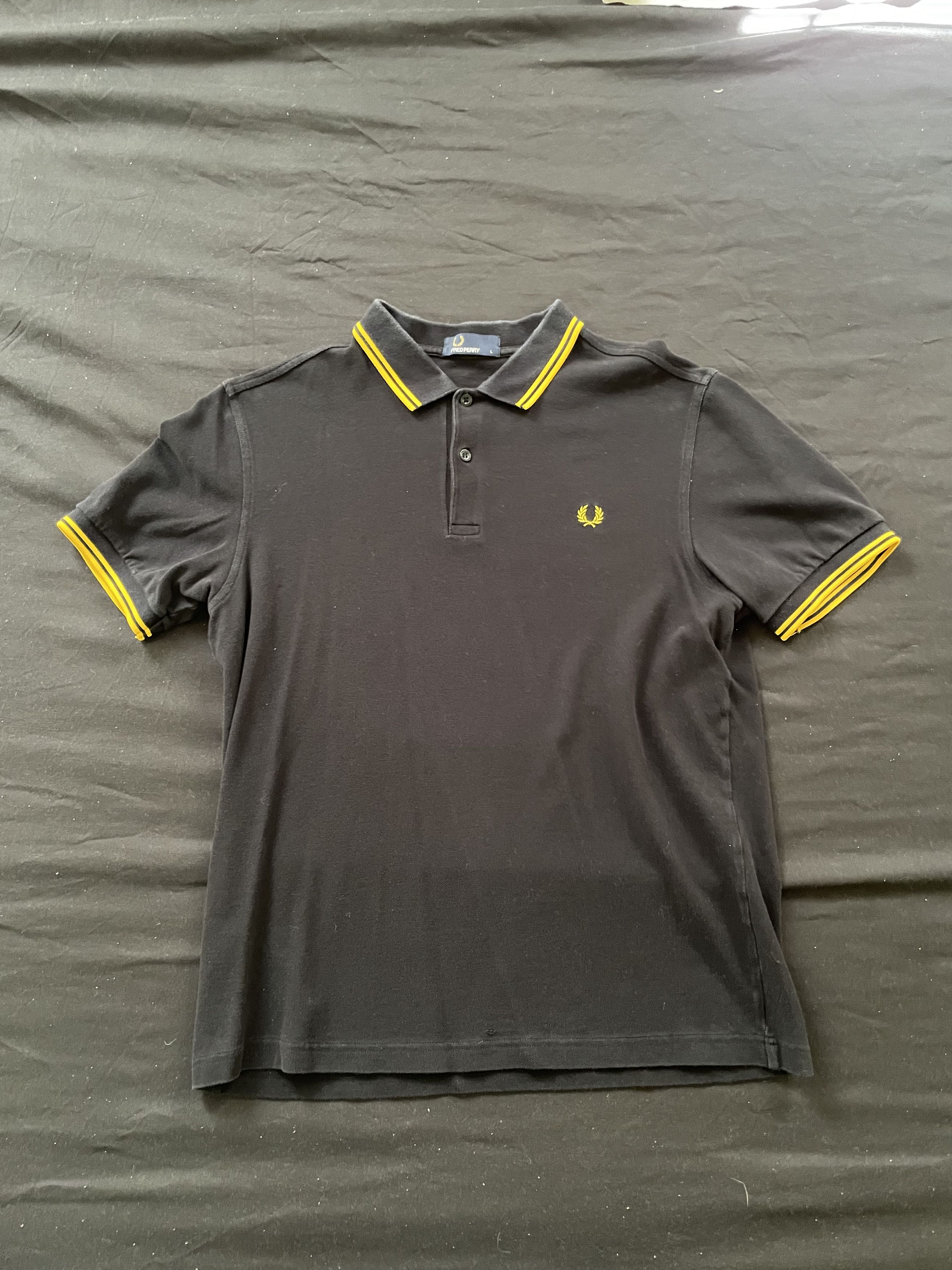 Fred Perry Fred Perry Yellow and Black Polo | Grailed