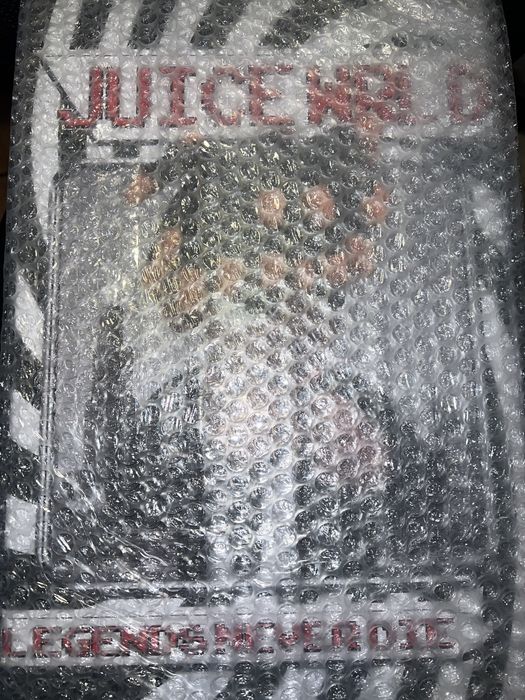 999 Club Juice WRLD Vinyl Figure | Grailed