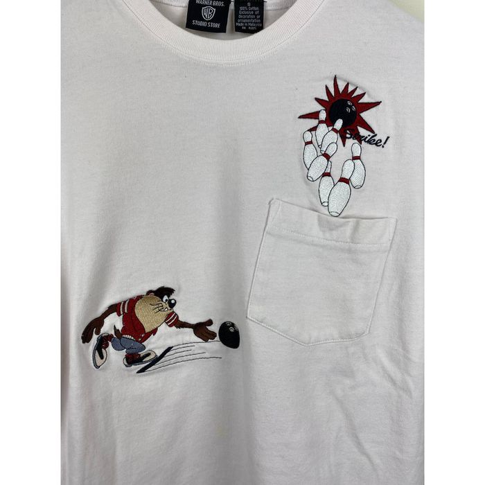 Universal Studios Tasmanian Devil Looney Tunes Bowling Taz Pocket Tee ...