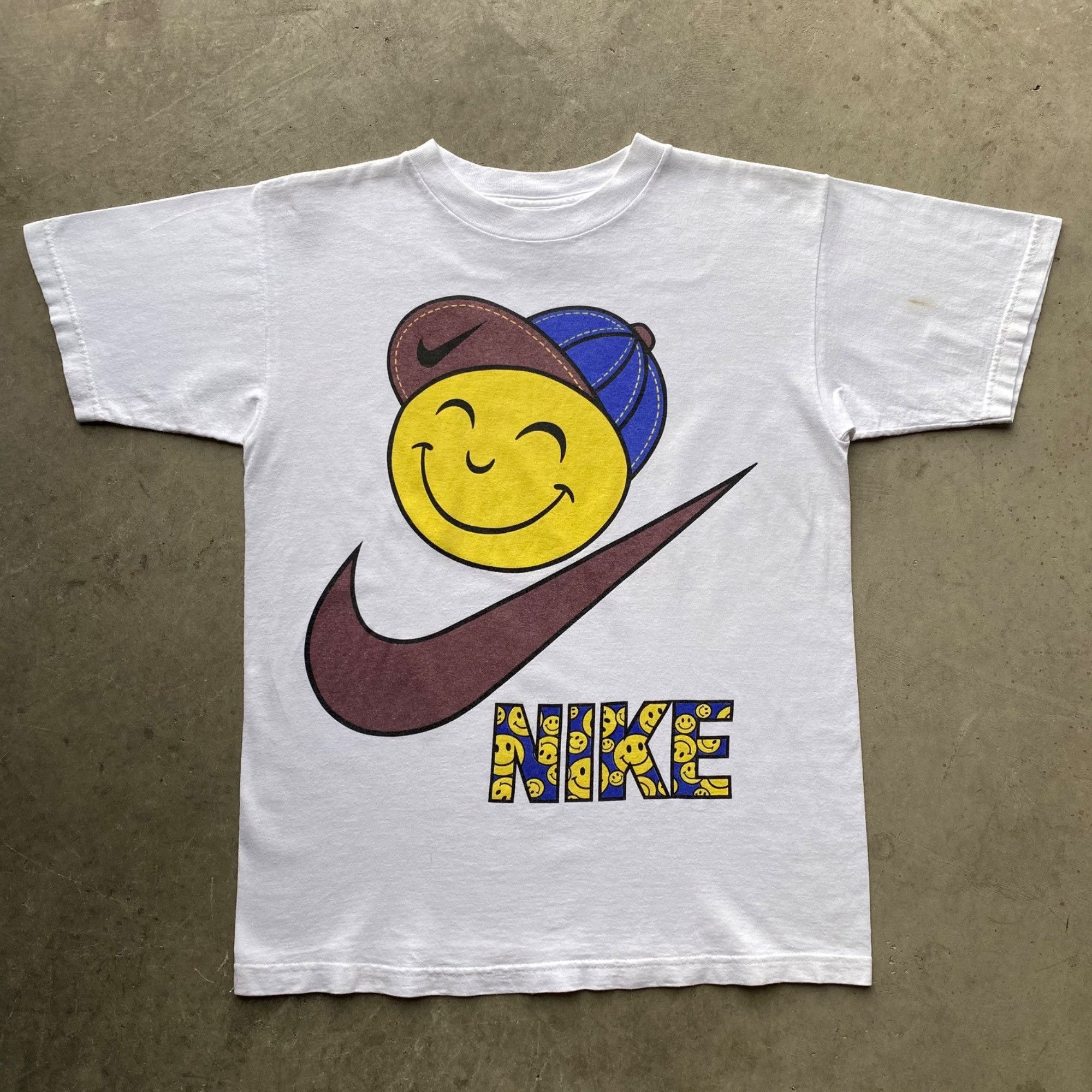Nike vintage early 2000’s nike smiley face bootleg tee | Grailed