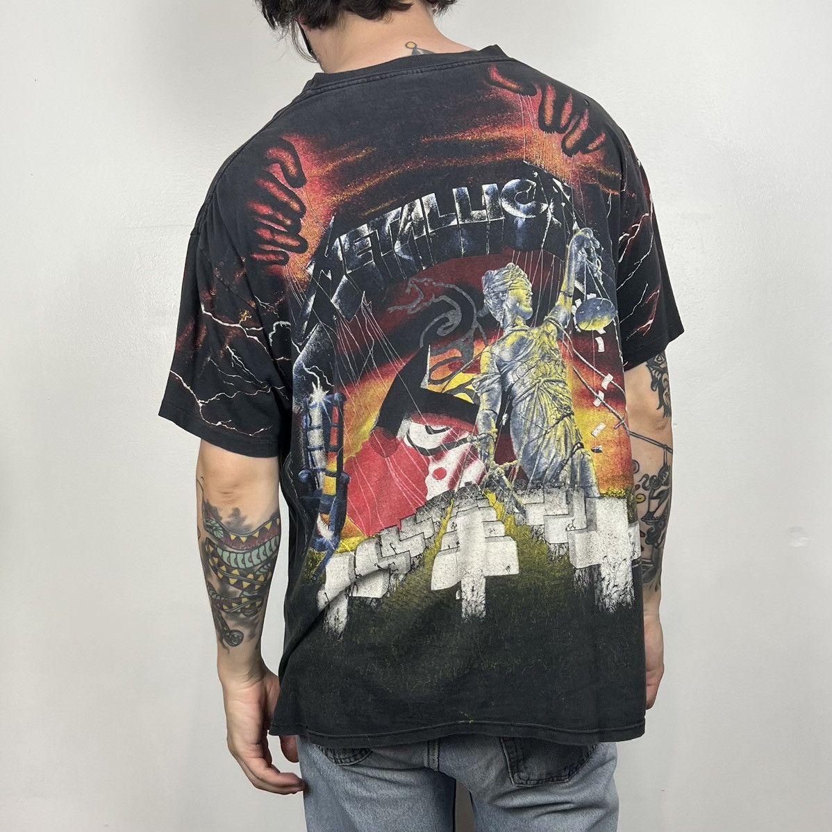 Vintage Vintage 1991 Metallica AOP T-shirt Size XLarge Brockum Tag ...