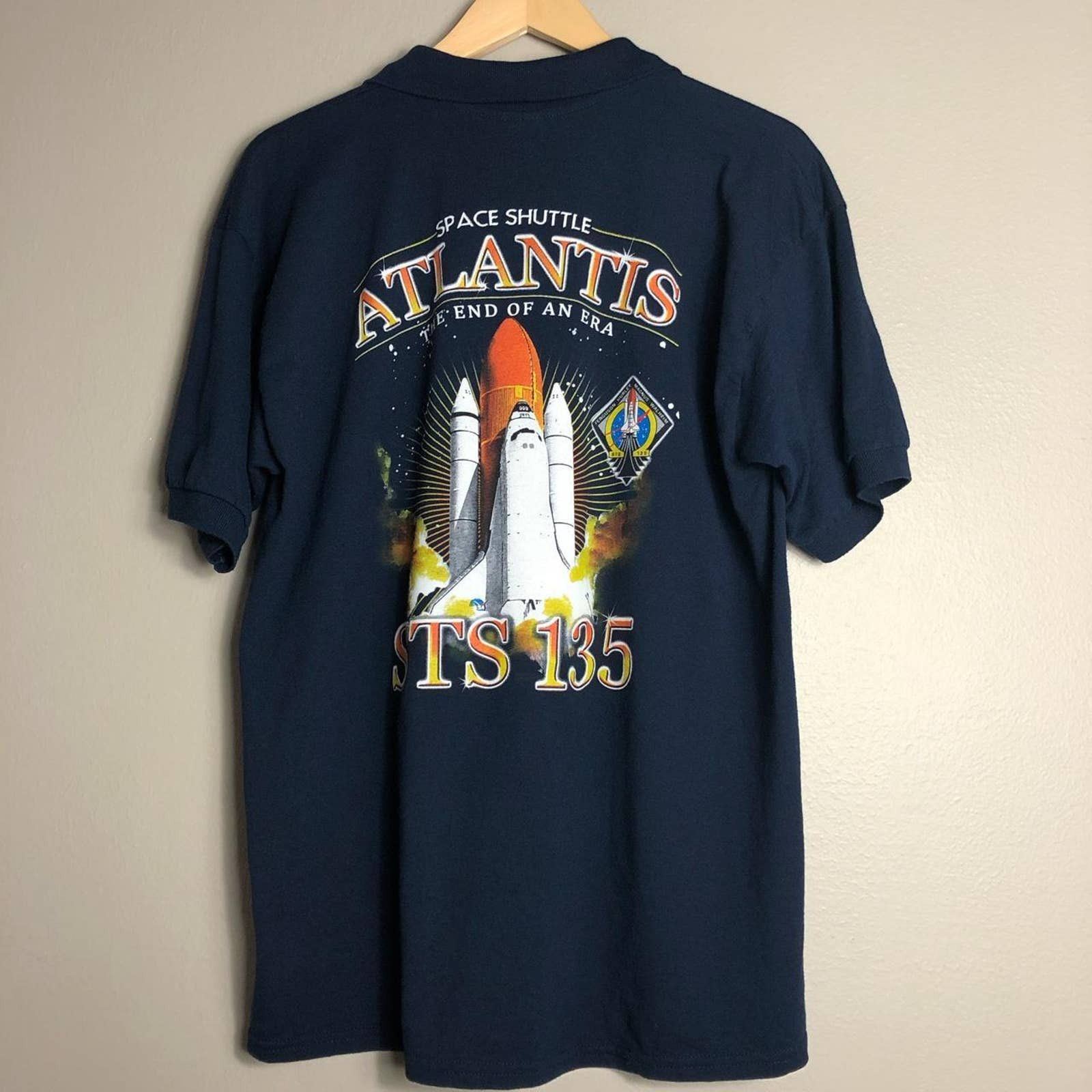 Gildan Atlantis Space Shuttle STS 135 Shirt NASA Navy Blue Collard ...