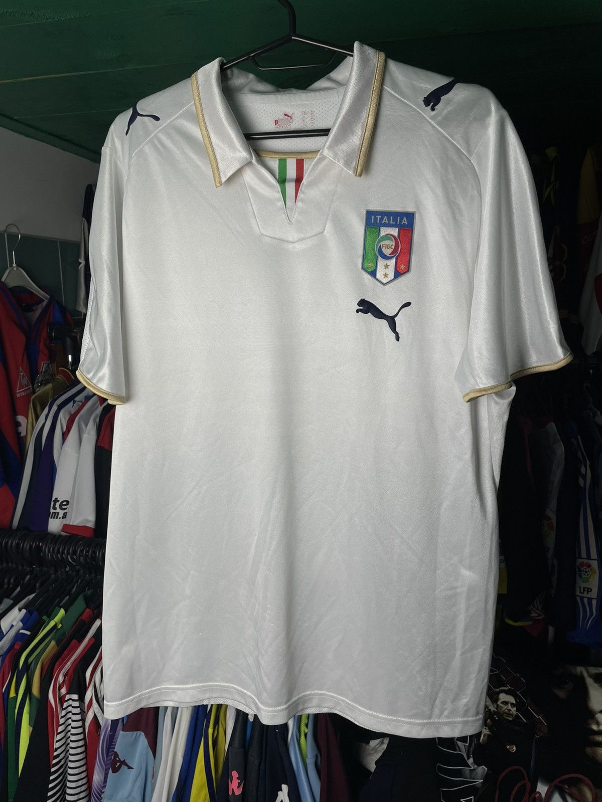 Puma ITALY 2008 2009 AWAY FOOTBALL SHIRT SOCCER JERSEY PUMA | Grailed