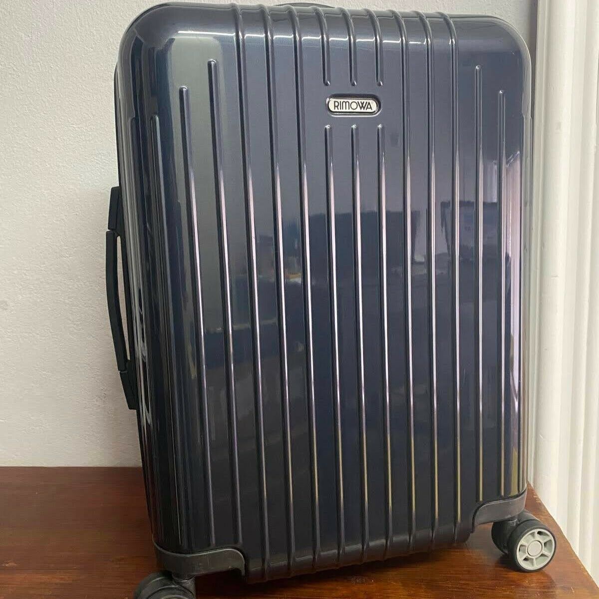 Rimowa Salsa Air multiwheel navy light weight cabin 55 cm 31 L 21 ...