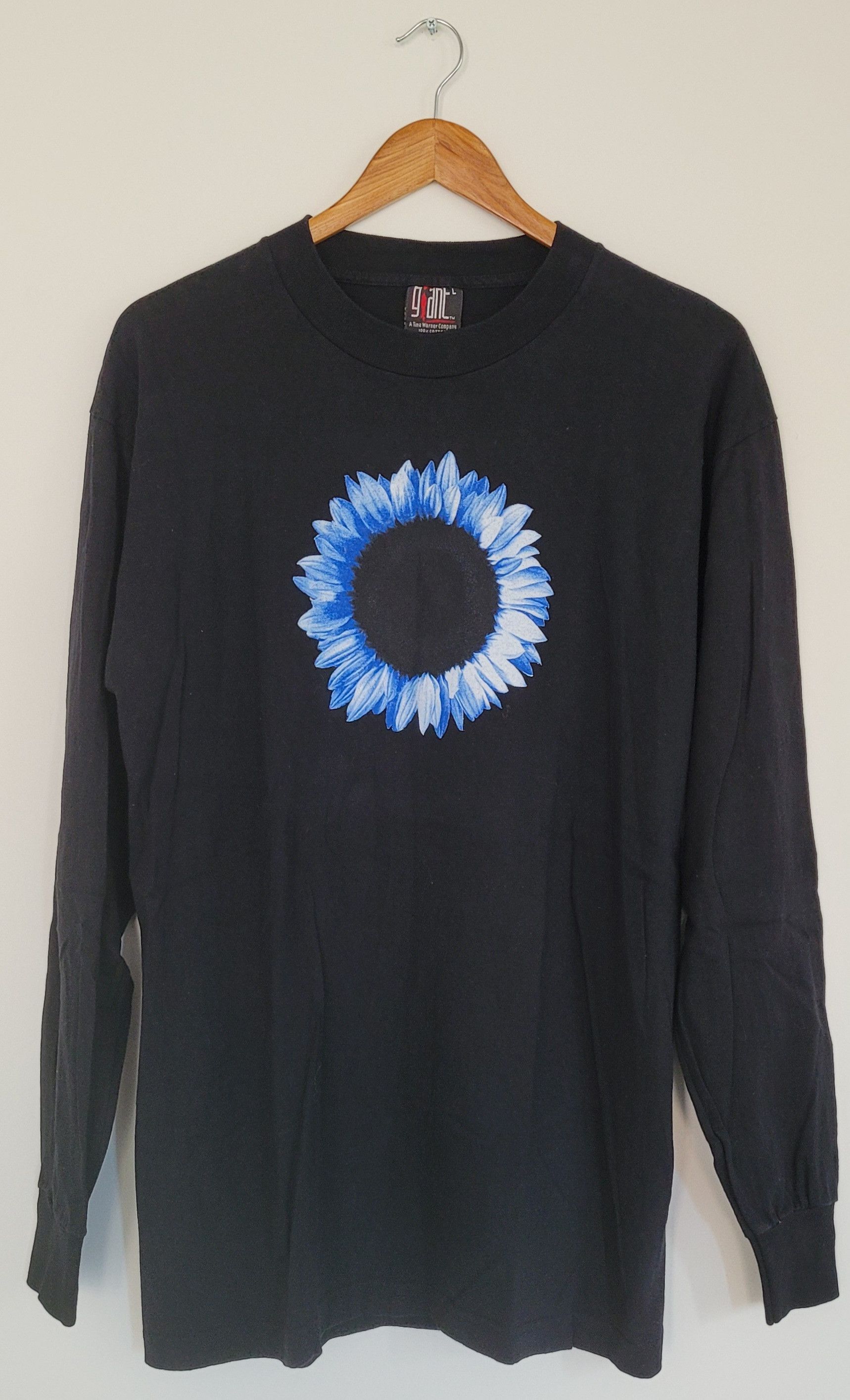 Vintage BUSH - RAZORBLADE SUITCASE - 1997 TOUR TEE - GIANT | Grailed