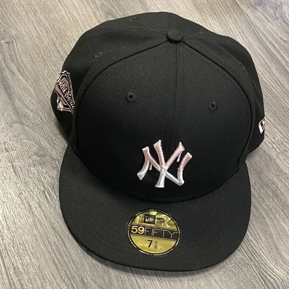 New Era NWT New Era New York Yankees Pink Drip Fitted Hat Black | Grailed