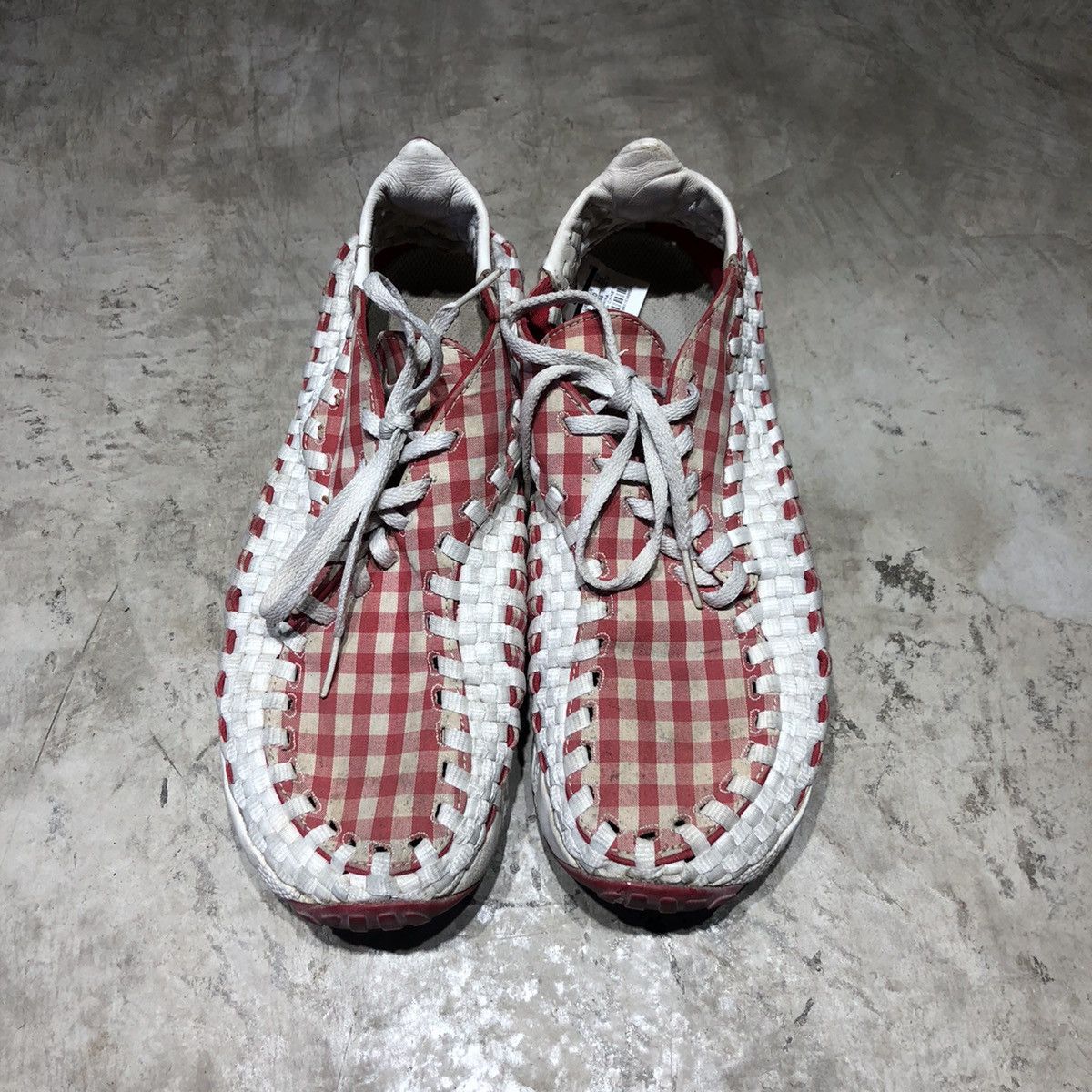 Nike Air Footscape Woven Motion Ginghan pack Varsity Red | Grailed