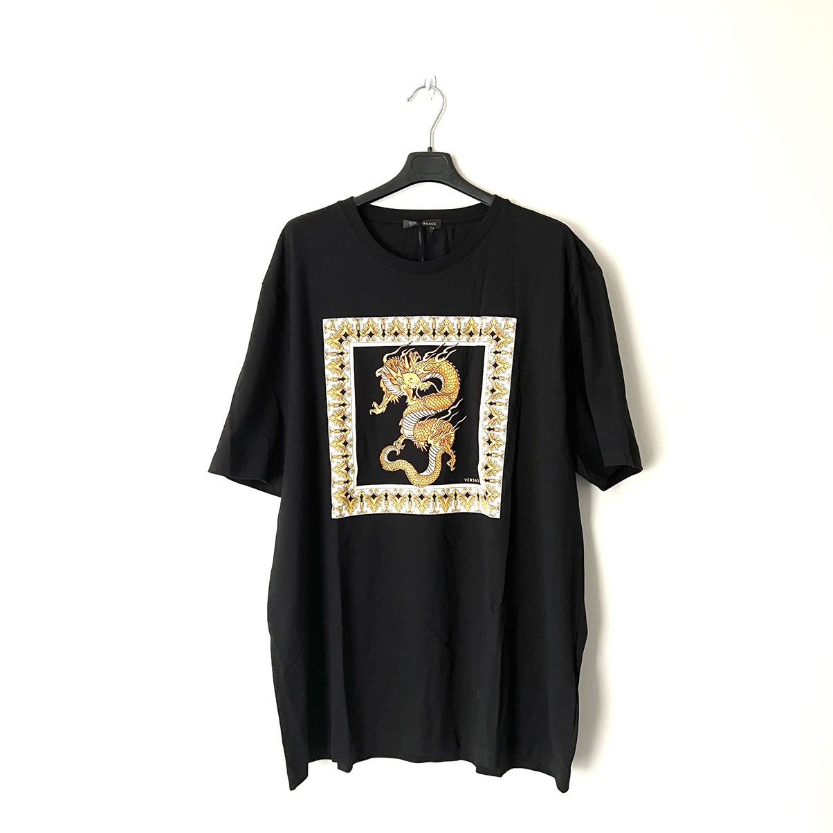 Versace Versace dragon t shirt black A93583 | Grailed