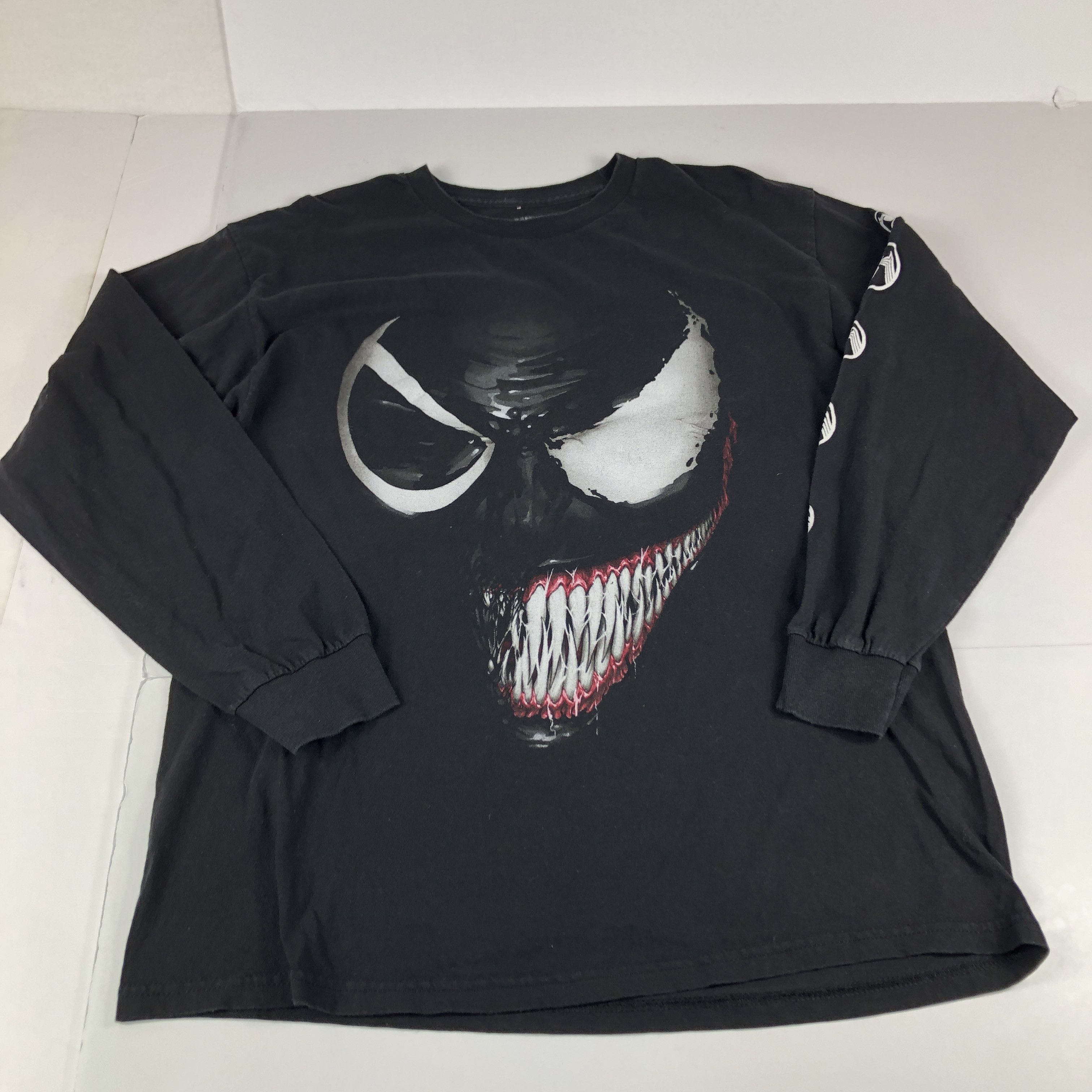 Mad Engine × Marvel Comics × Movie Mad Engine Marvel Venom Shirt Black ...