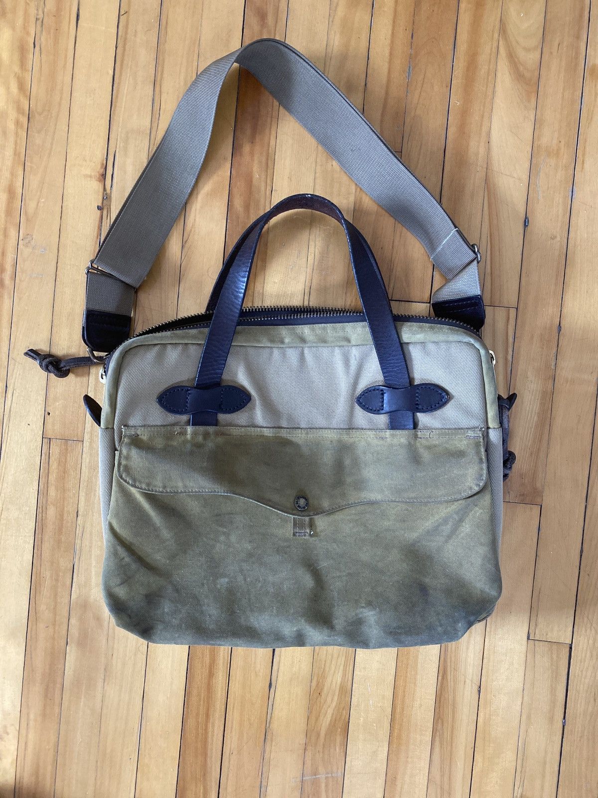 Filson Filson Rugged Laptop Briefcase | Grailed