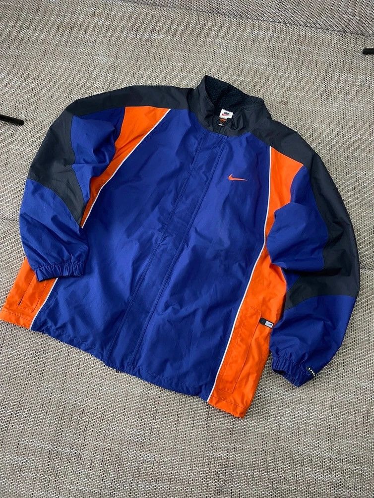Nike Nike vintage blue light jacket | Grailed