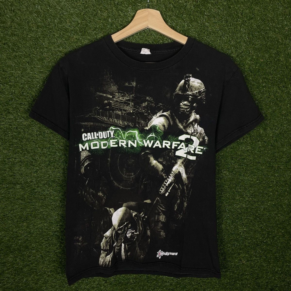 Vintage Vintage Call of Duty Modern Warfare 2 t-shirt | Grailed