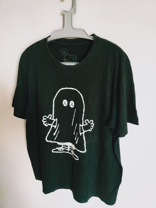 Uniqlo KAWS X UNIQLO X PEANUTS GHOST PRINTED TEES | Grailed