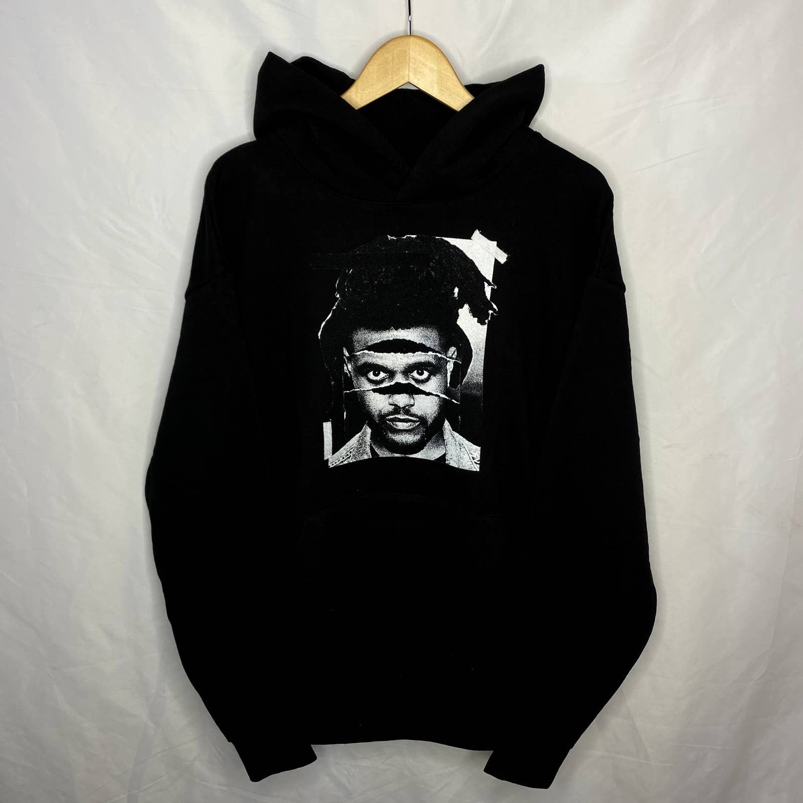 The Weeknd XO Beauty Behind the Madness BBTM 5 Year Tour Merch Hoodie ...