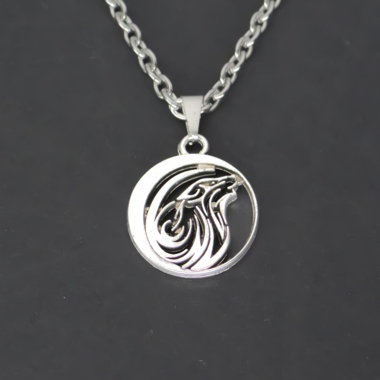Chain × Jewelry × Streetwear ️ CRW Howling Wolf Necklace | Grailed