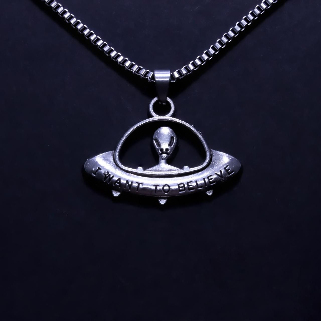 Chain CRW Alien Spaceship Necklace | Grailed
