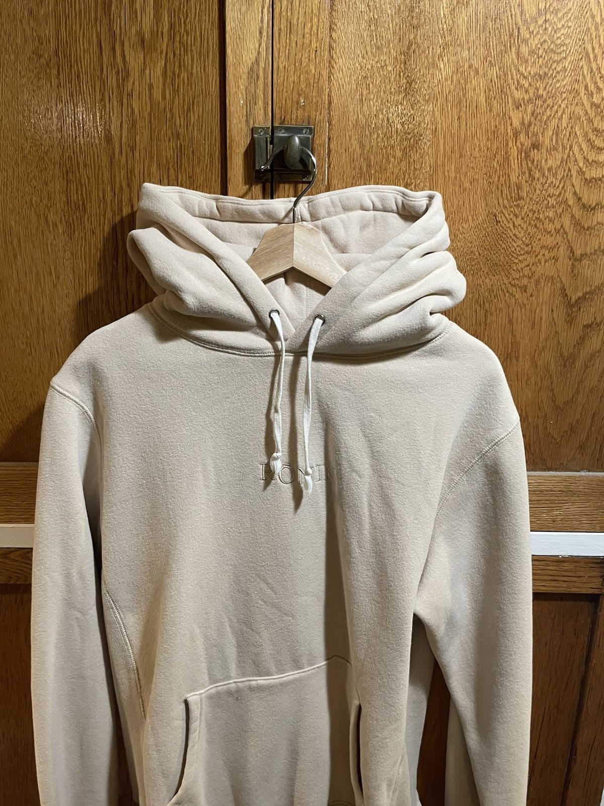 Ronin Division Ronin Division Tonal Cream Hoodie | Grailed