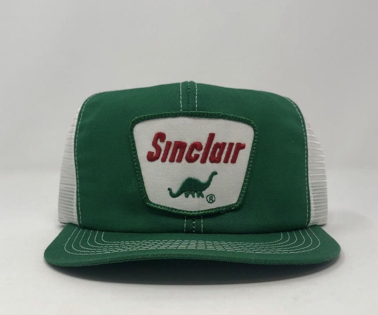 Made In Usa × Streetwear × Vintage Vintage Sinclair Dino Oil Trucker ...