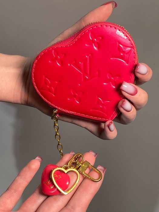 Louis Vuitton Louis Vuitton Red Heart Coin Purse | Grailed