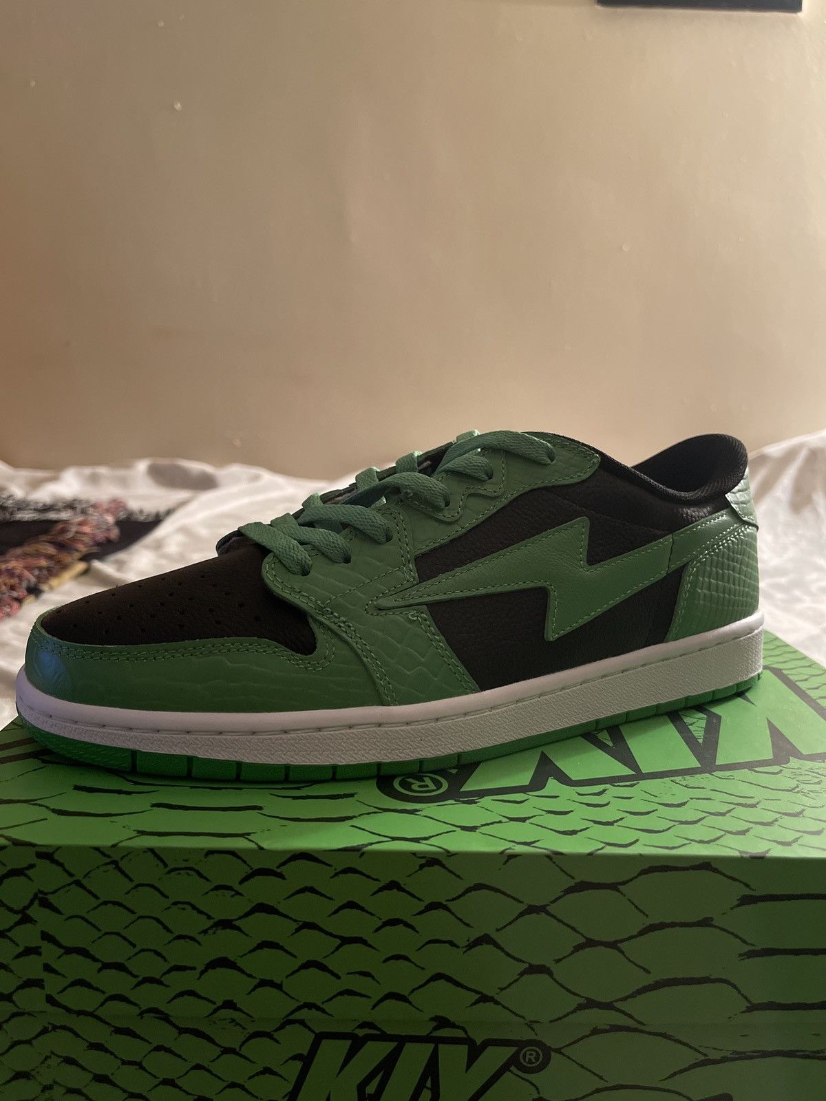 Reves Paris Reves Sport / Kiy' 85 Low YSL Edition | Grailed