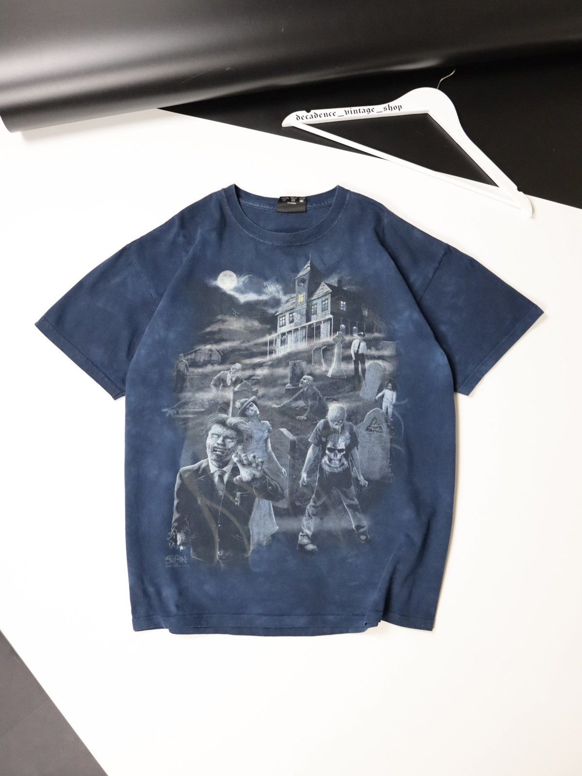 Vintage Rare print tiedye y2k vintage zombie T-shirt cemetery reaper ...