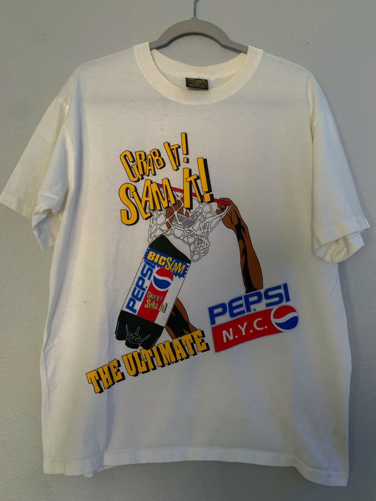 Vintage Vintage 90’s Shaq Pepsi Basketball Promo | Grailed