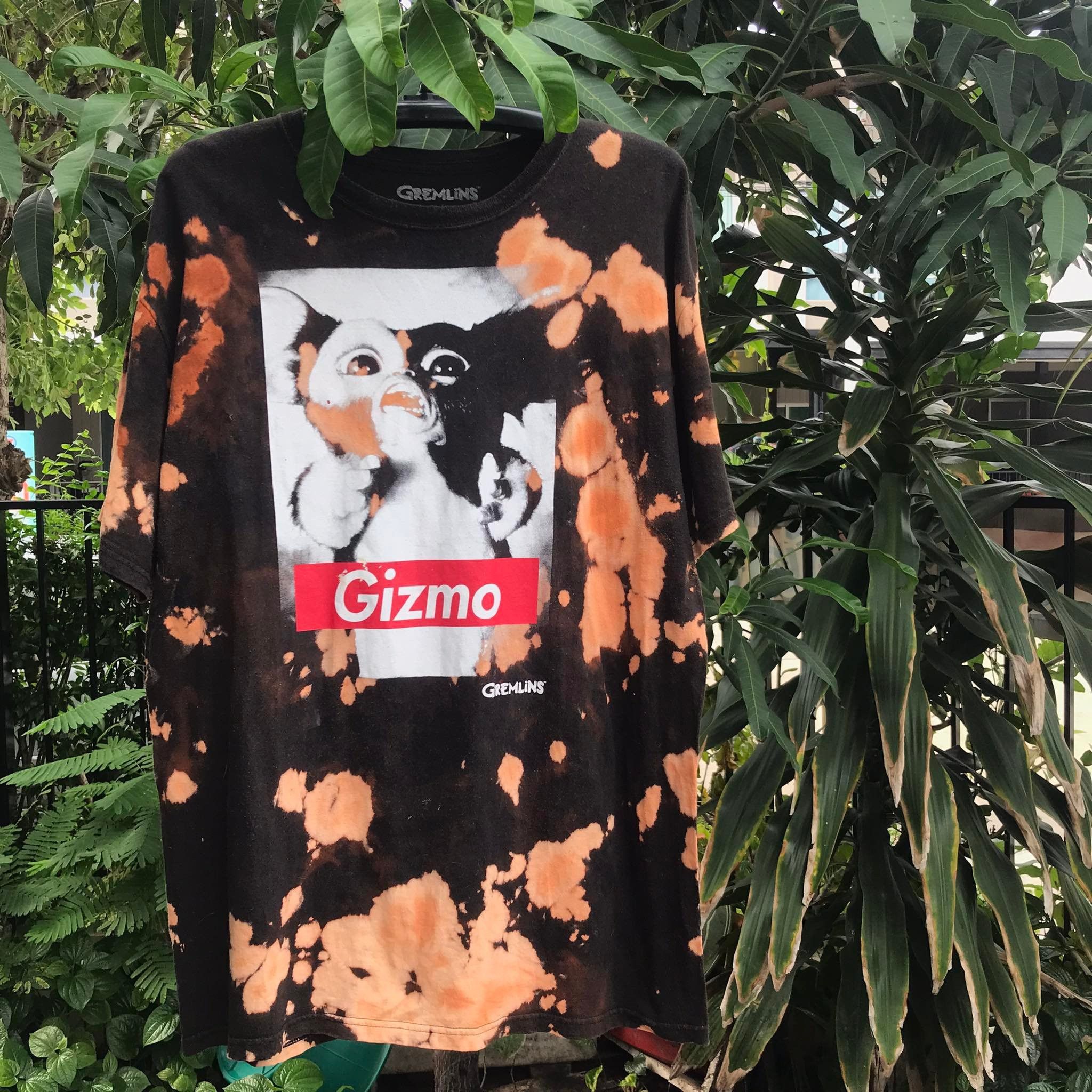 Custom Gizmo Gremlins Movie Tee 00s | Grailed