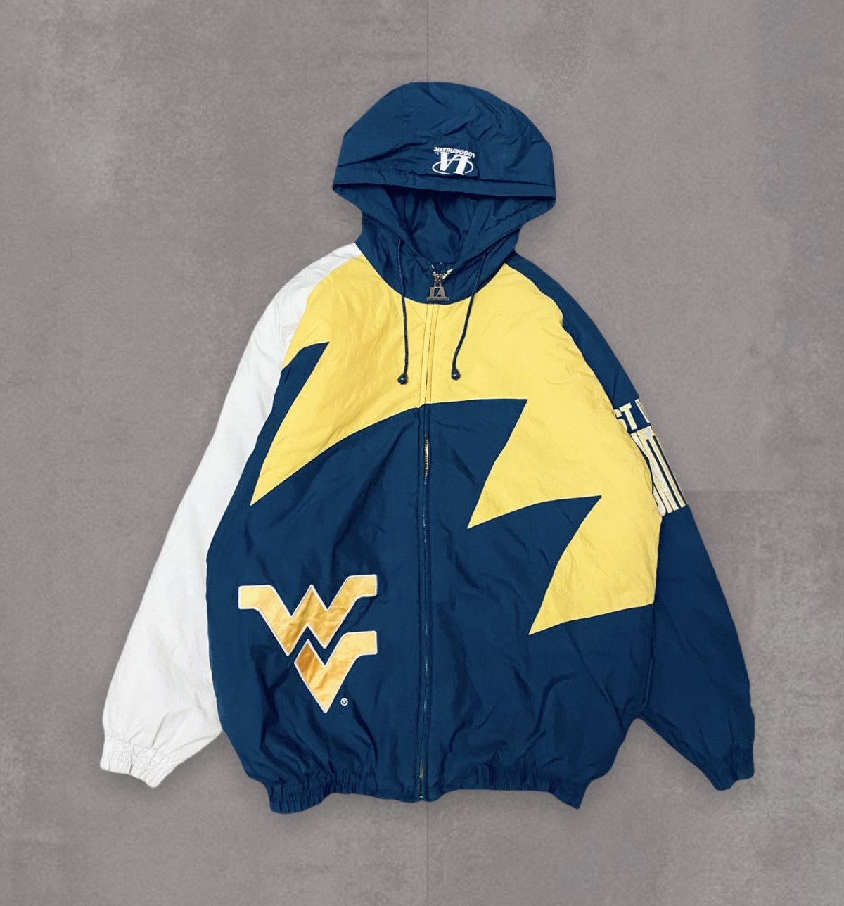 Vintage Vintage 1990s West Virginia Shark Tooth Puffer Jacket | Grailed