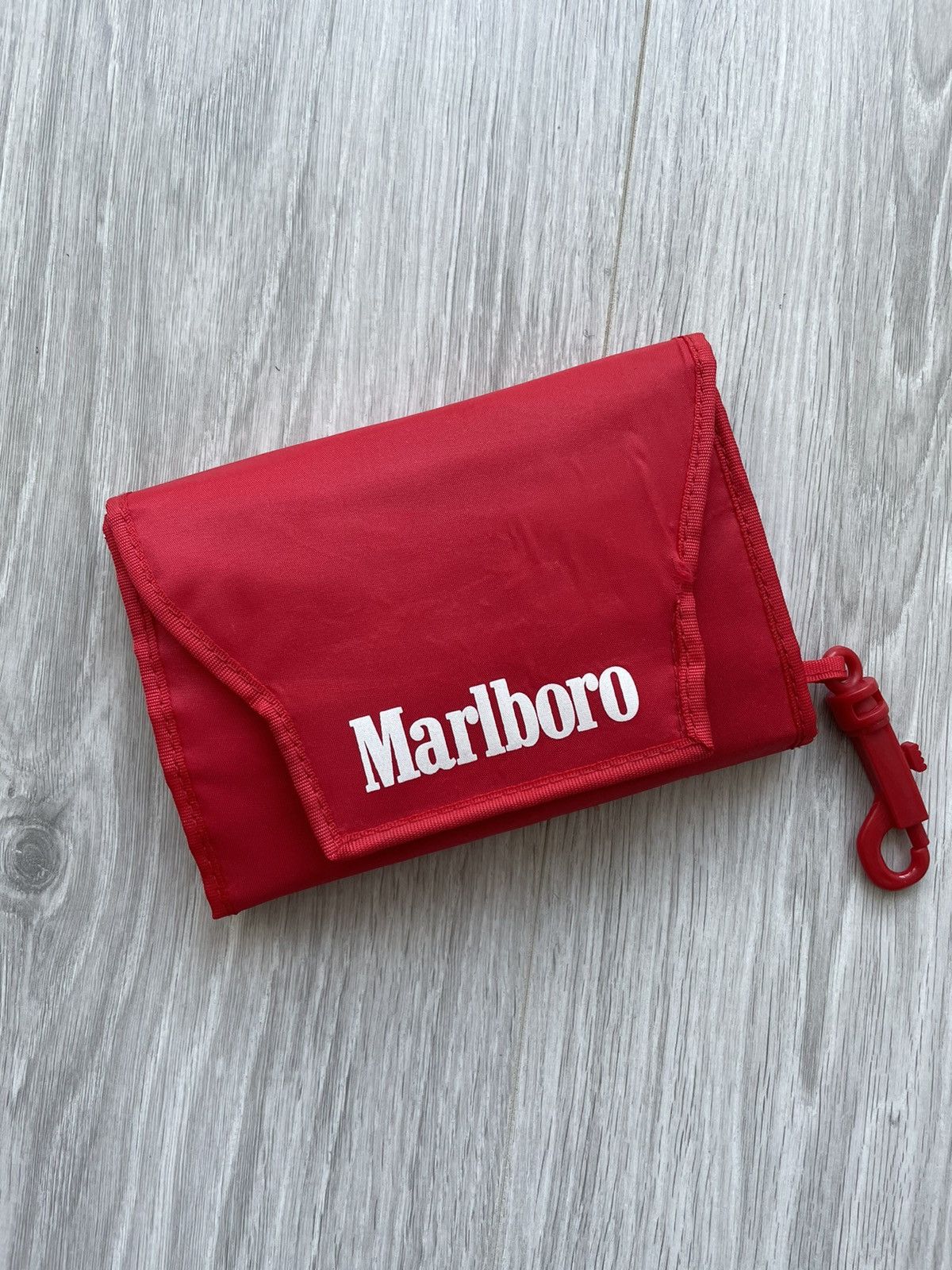 Marlboro × Streetwear × Vintage 90s Vintage Marlboro Red Wallet | Grailed