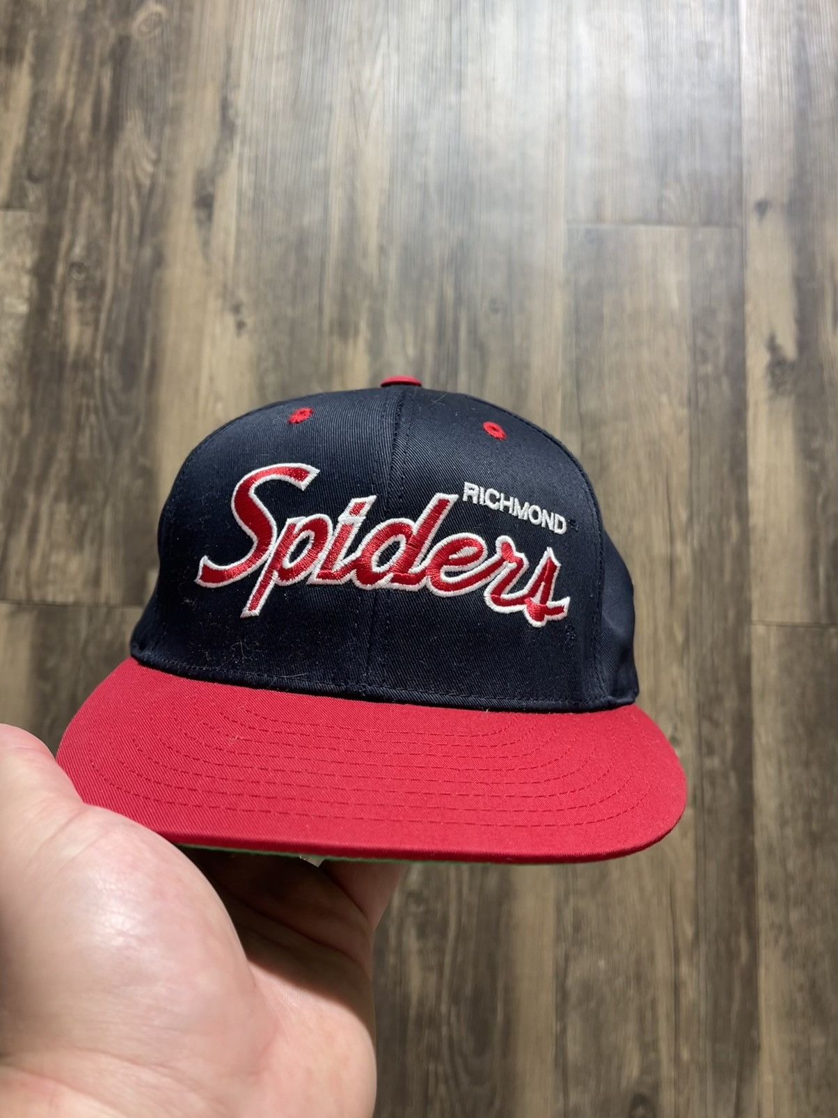 Ncaa × Vintage Richmond Spiders University Script logo Snapback hat ...