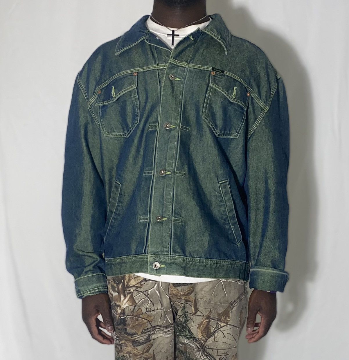 Guess × Streetwear × Vintage Rare vintage reflective denim Guess jacket ...