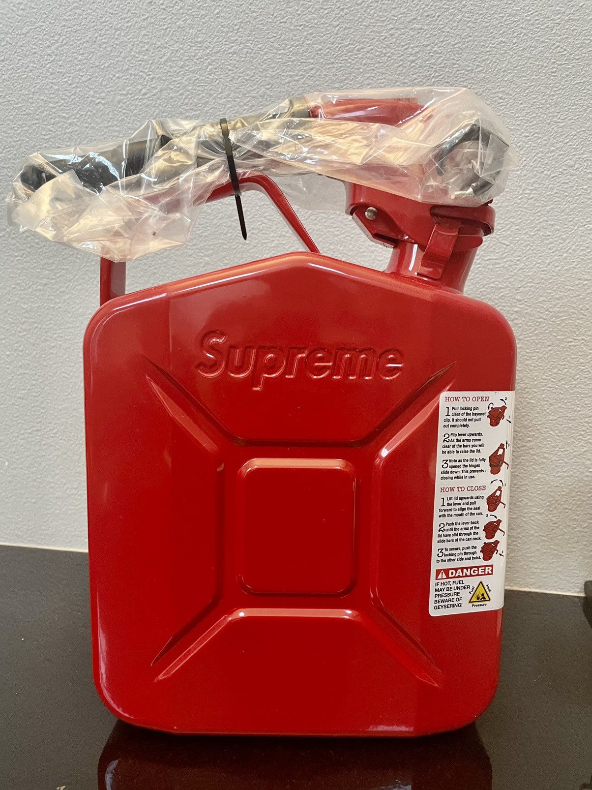 Supreme Supreme Wavian 5L Jerry Can (FW20) | Grailed