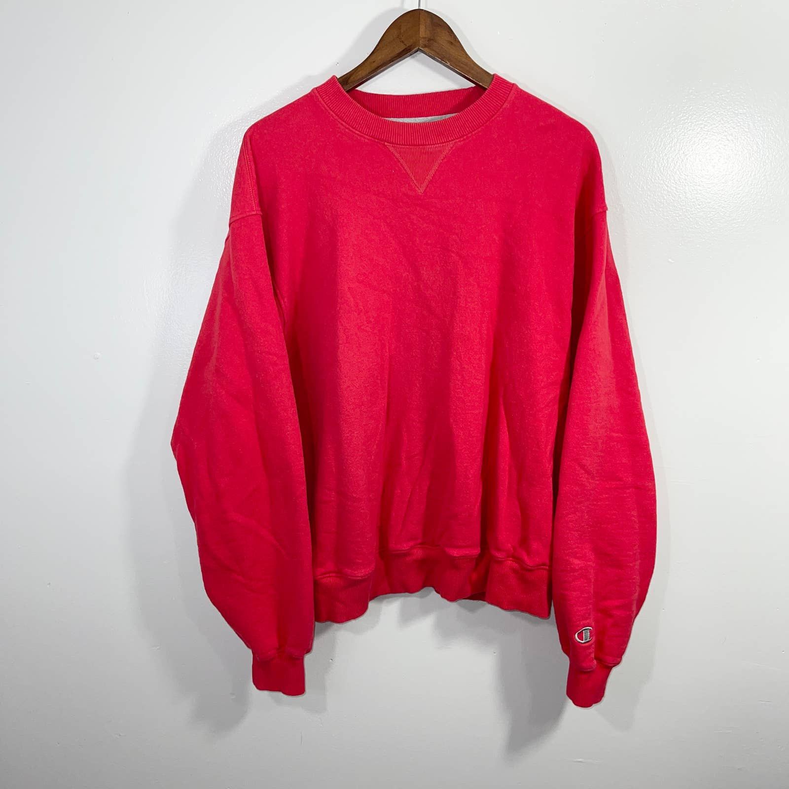 Champion VINTAGE 2000s Y2K Champion Red Crewneck Sweater | Grailed