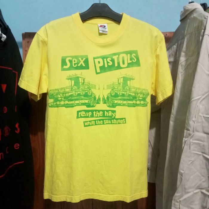 Vintage Sex Pistols Tour 2008 T Shirt Combine Harvester Grailed