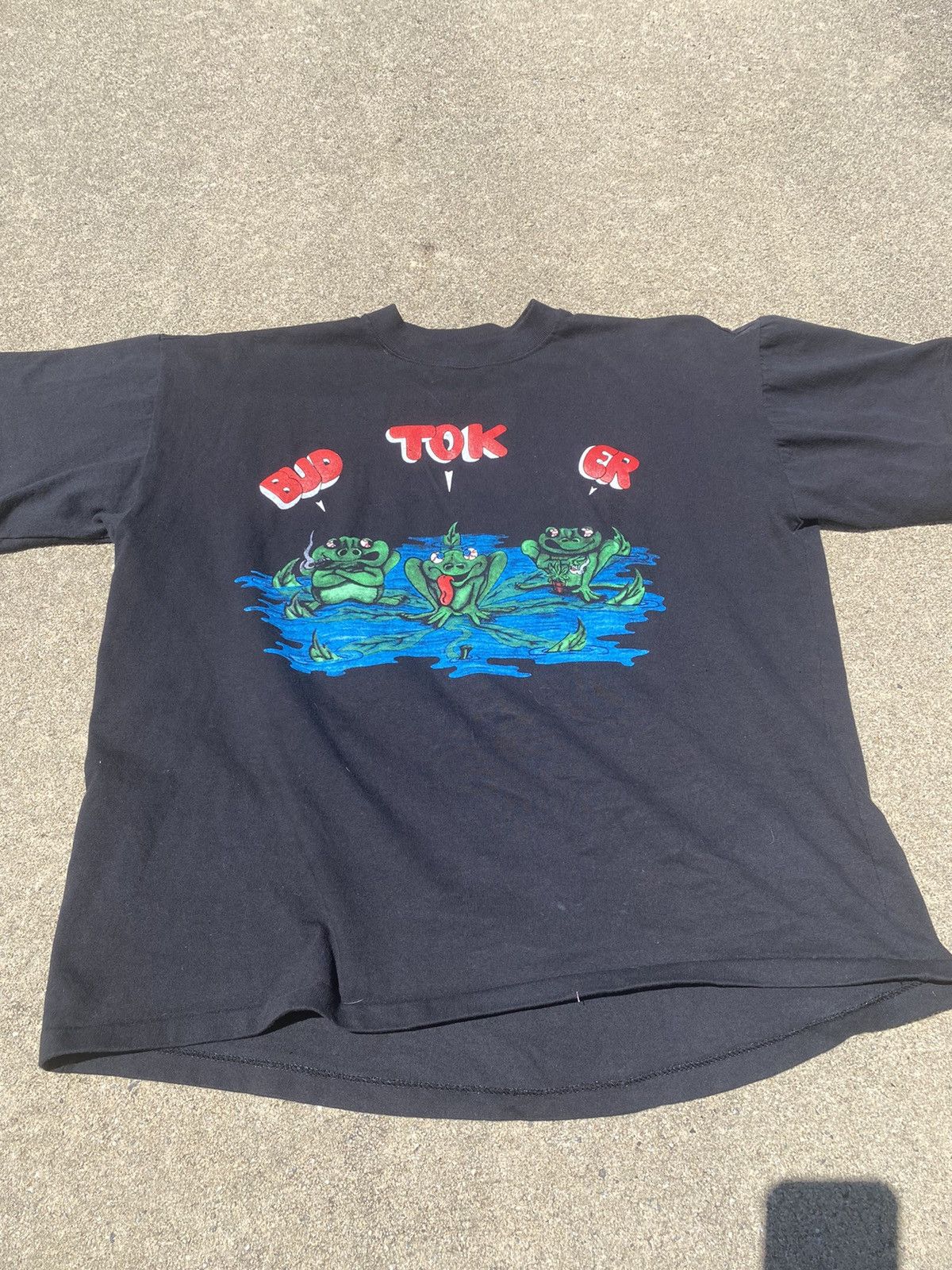 Budweiser × Made In Usa × Vintage 90s Budweiser Weed Frogs Spin-off ...