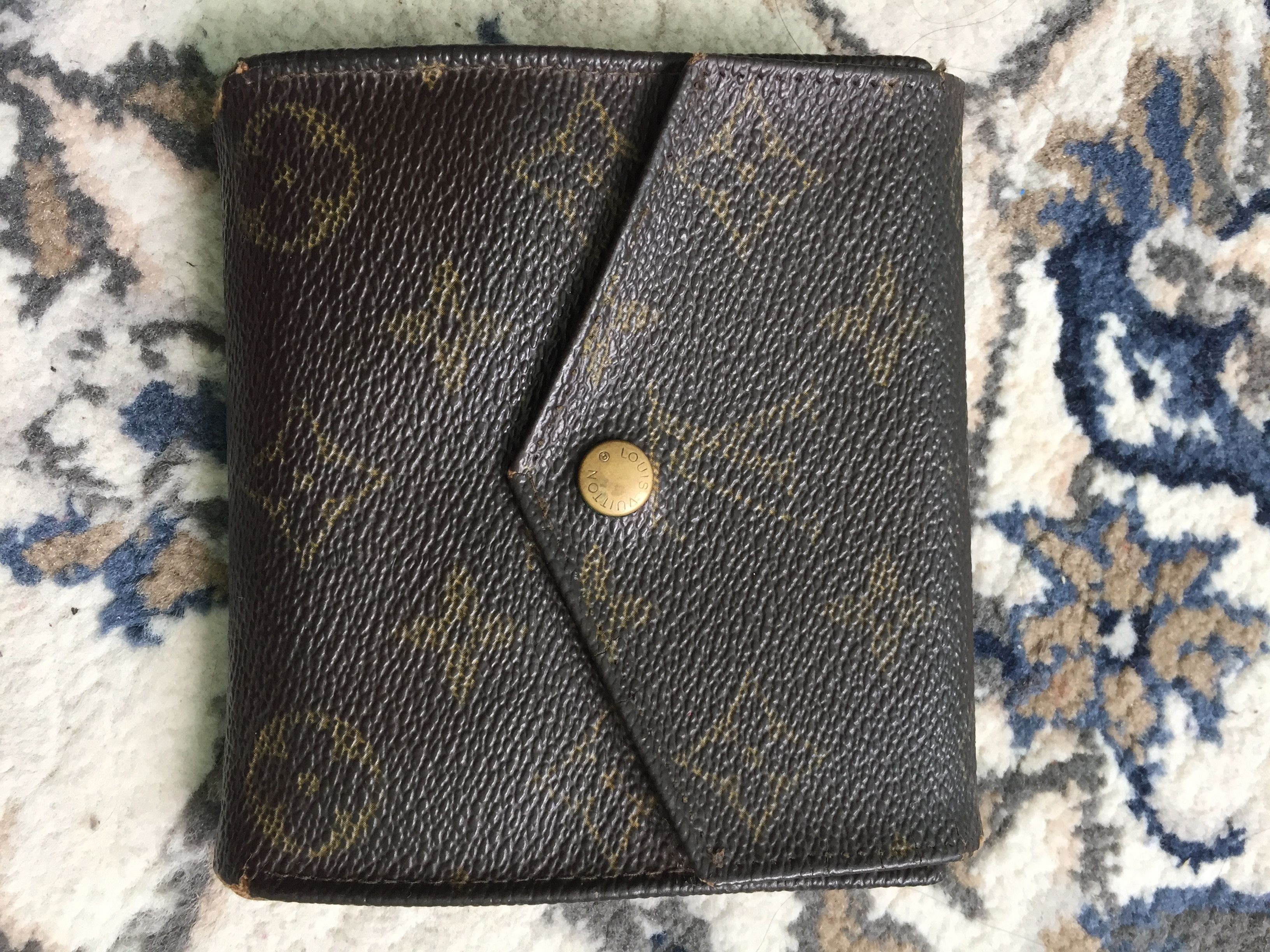 Louis Vuitton VINTAGE LOUIS VUITTON WALLET | Grailed