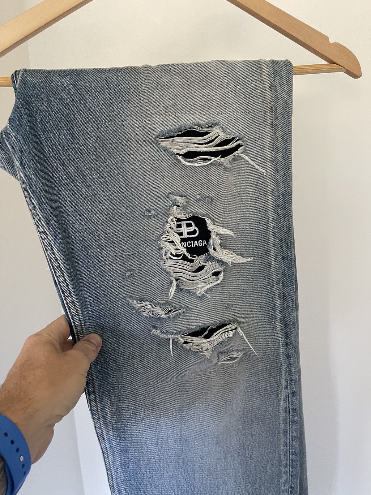 Balenciaga Balenciaga Ripped Regular Jean with lining and Logo | Grailed